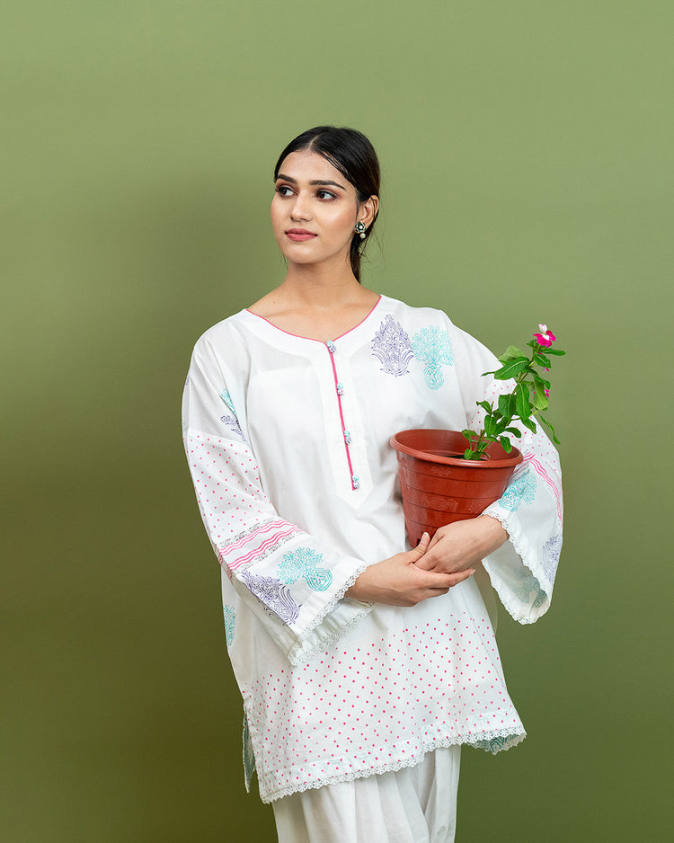 Modernising Tradition, one stitch at a time. – Binaf